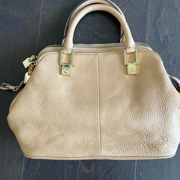 G.I.L.I. | Bags | G I L L Handbag Tote Large Leather | Poshmark